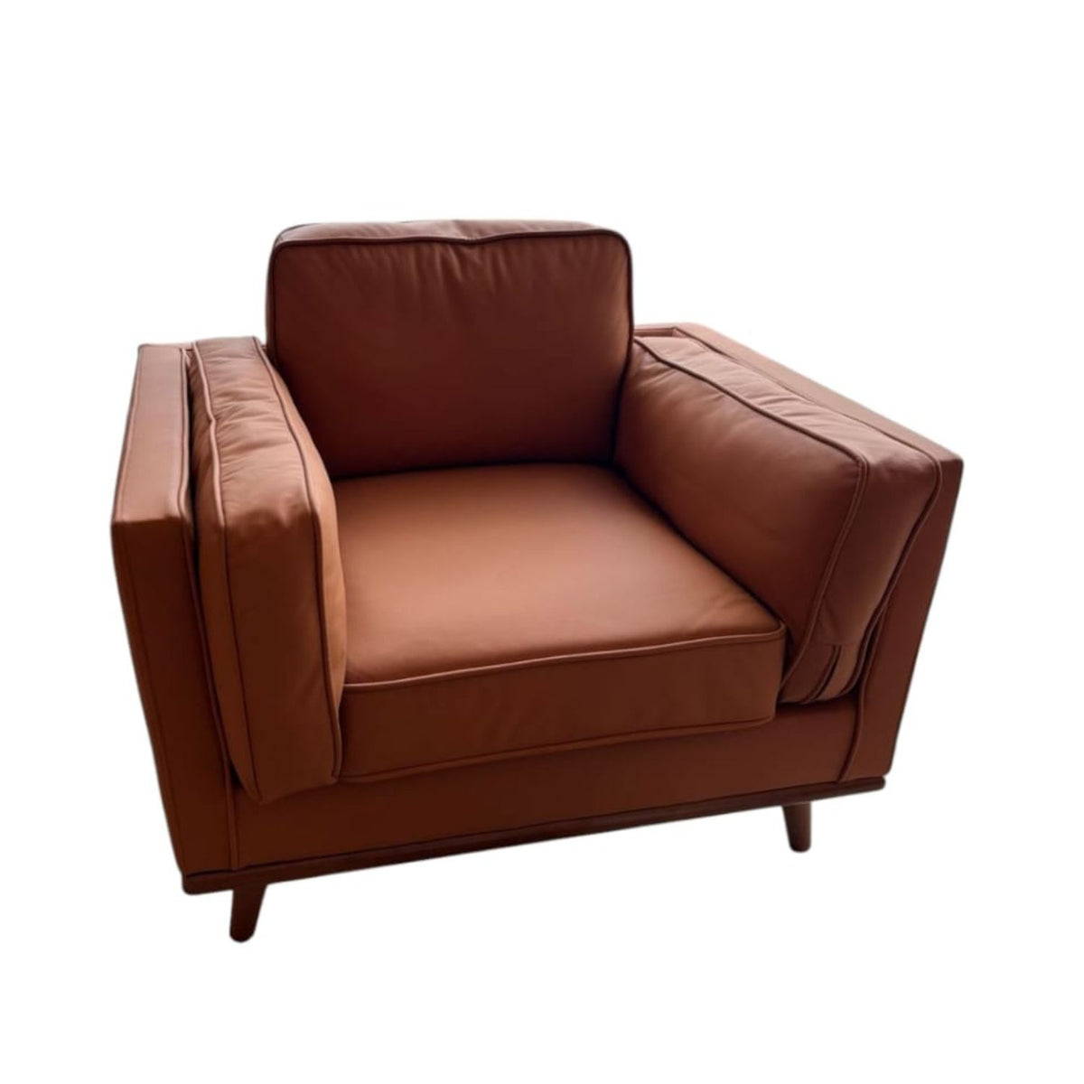 Butaca Cameron Eurocuero Miel — Muebles Jamar Panamá